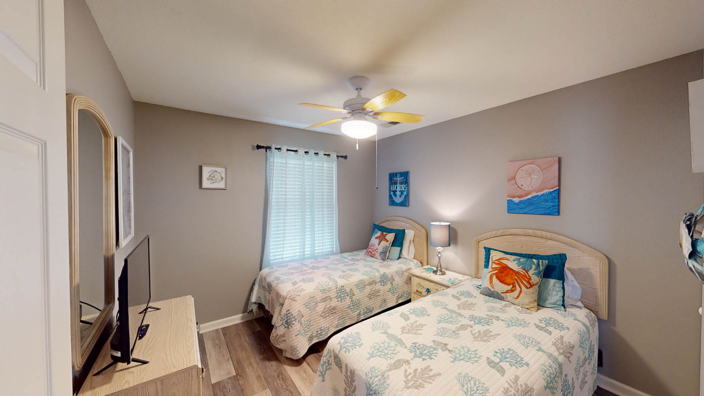 True Blue Resort - The Litchfield Company Vacation Rentals