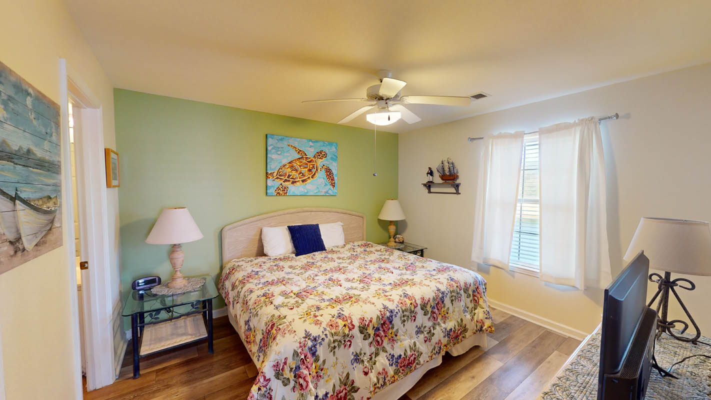 True Blue Resort - The Litchfield Company Vacation Rentals