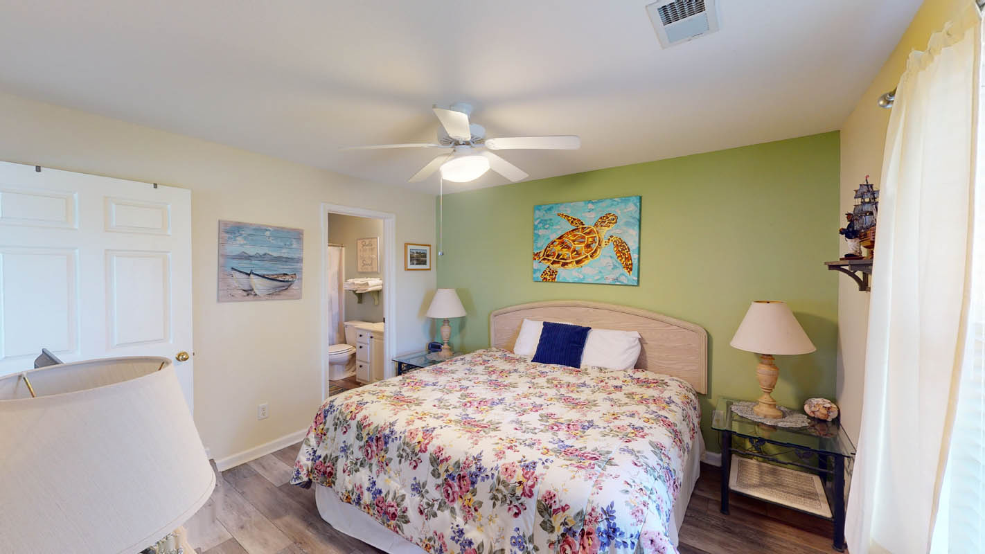 True Blue Resort - The Litchfield Company Vacation Rentals