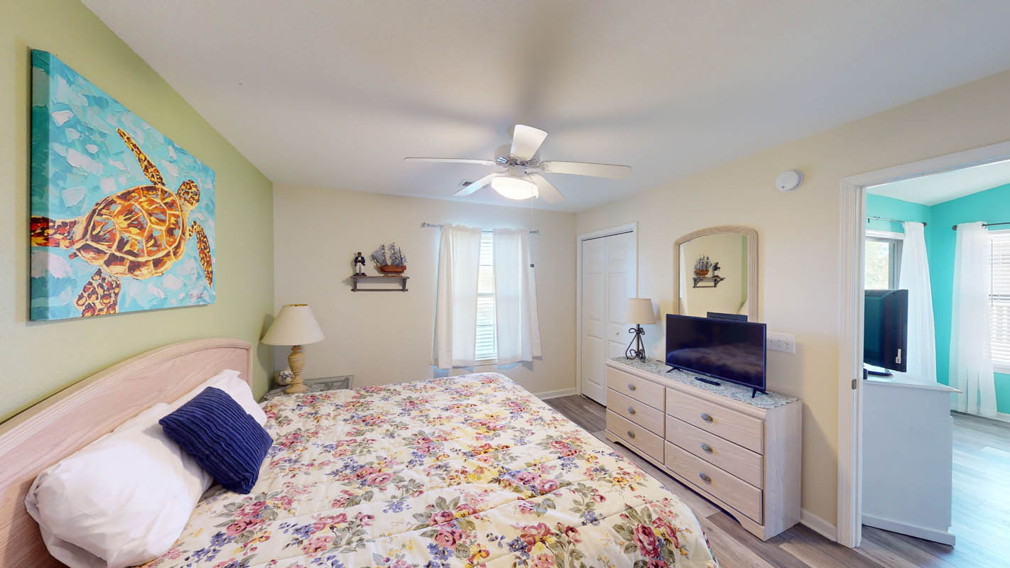 True Blue Resort - The Litchfield Company Vacation Rentals